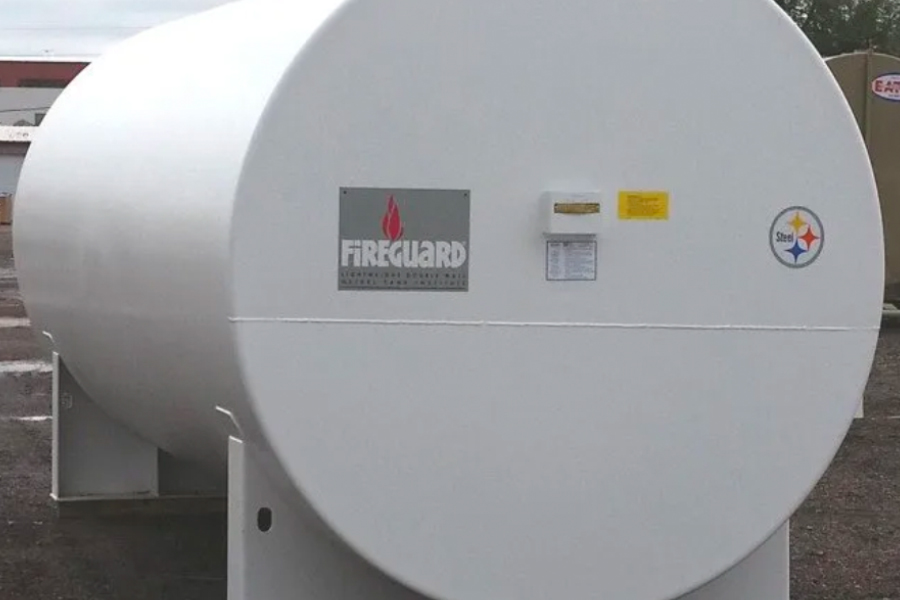 The Emerging Need for Fuel Tank Storage Containers | CharterMeNow